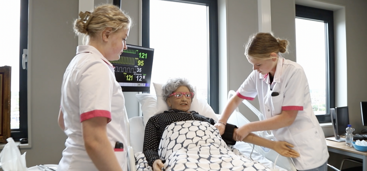 Leren in de zorg met simulatie onderwijs - Endoor | ROC van Twente